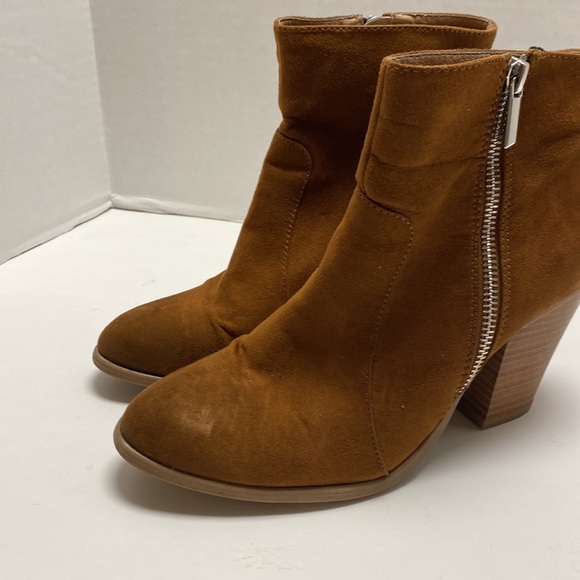 JustFab | Shoes | Reduced Camel Brown Just Fab Suede Booties | Poshmark